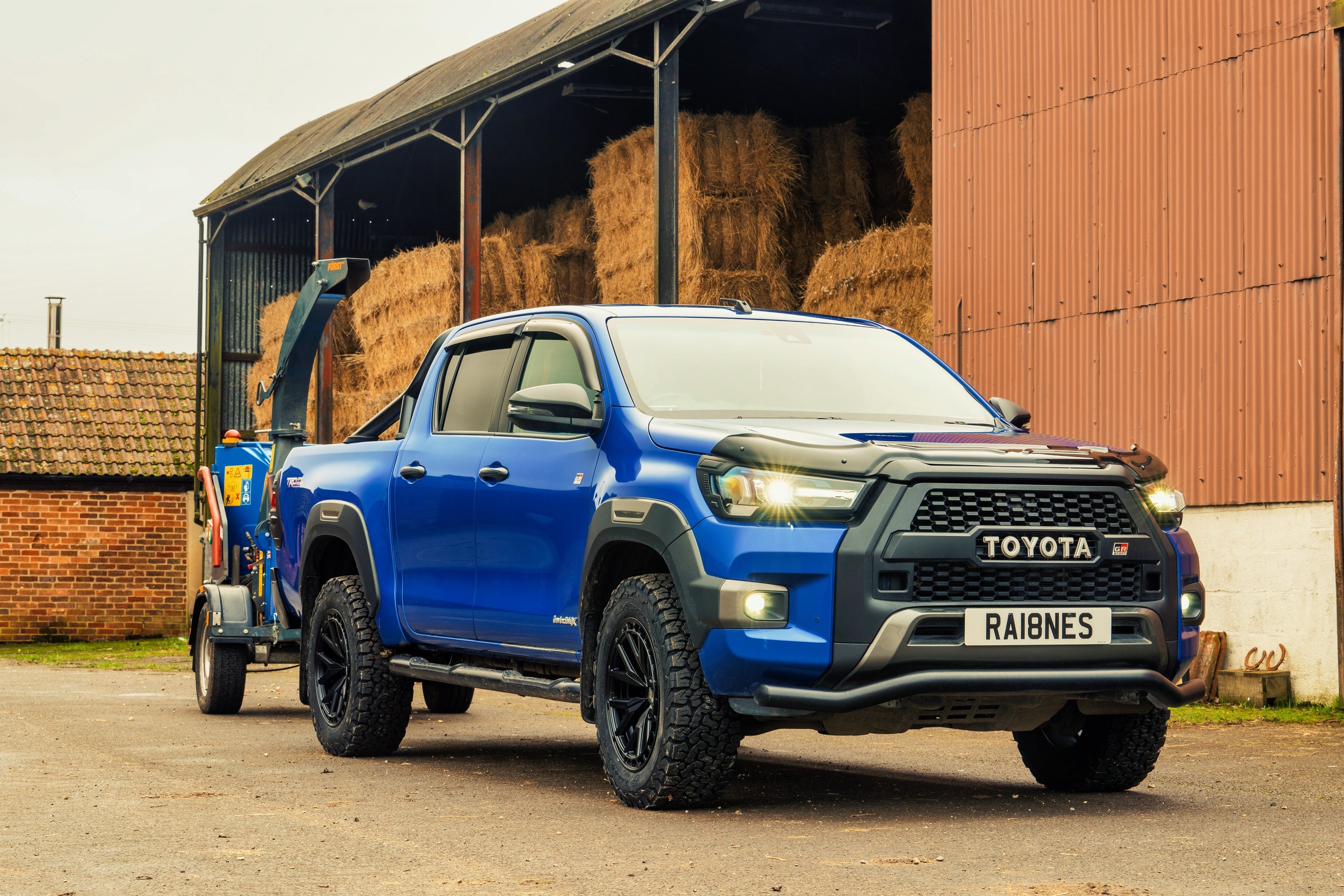 NRC-2 CHRONOGRIP 18" Toyota Hilux Off Road Alloy Wheels & Tyres — NO ...